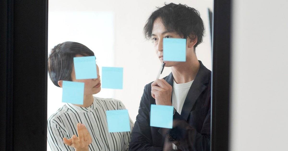 KJ法とは？具体的な方法やメリット・デメリットを解説 | ビジネスチャットならChatwork